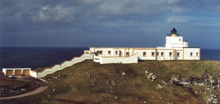Strathy Point Engine Room House | The Lighthouse Bulletin